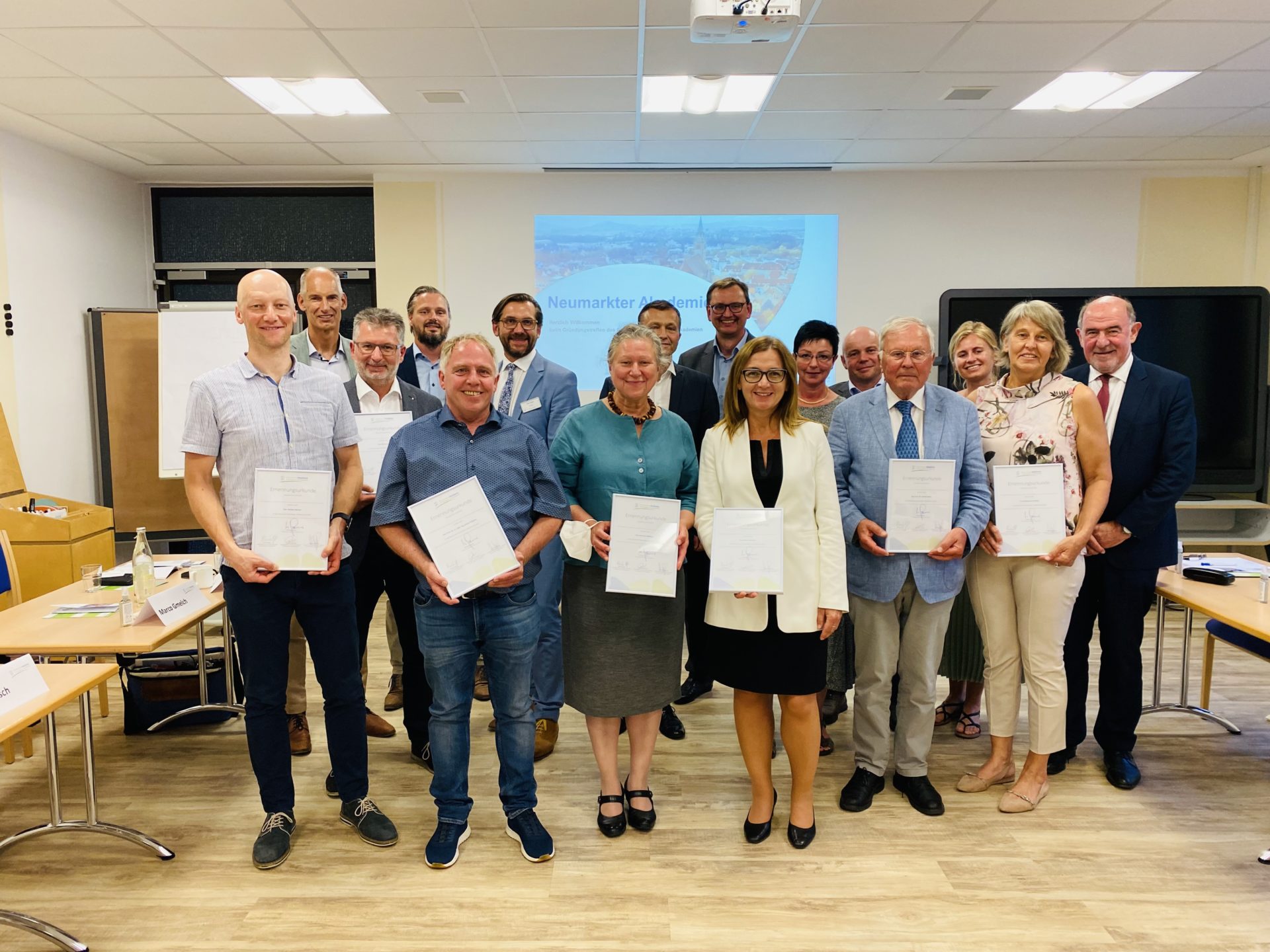 Beiratsmitglieder der Neumarkter Akademie für Gesundheits- und ...