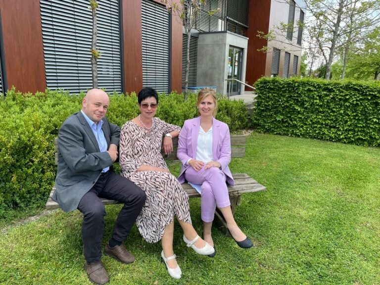 Neue Schulleitung in der Neumarkter Akademie für Gesundheitsberufe ...